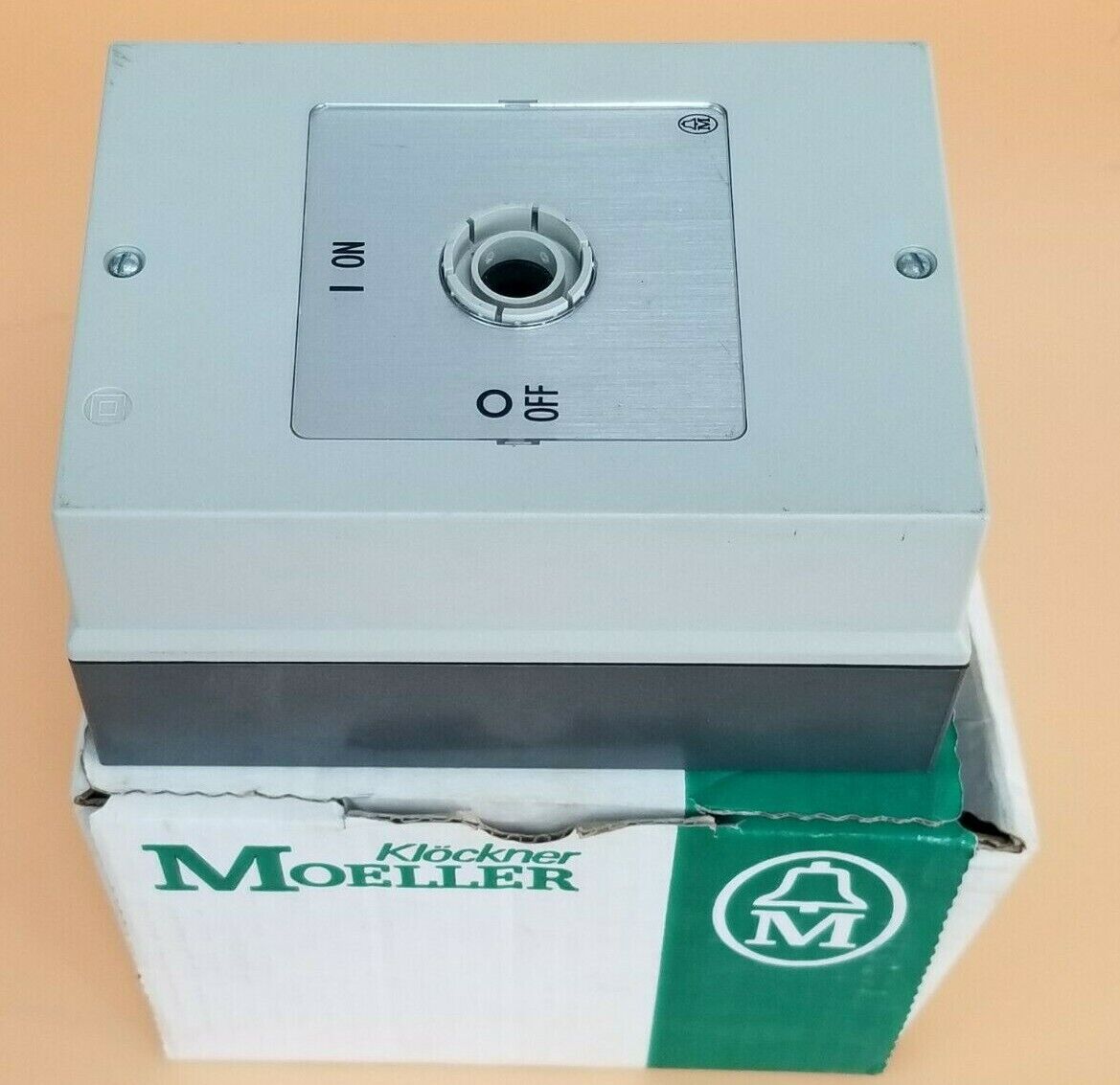 NIB KLOCKNER MOELLER P3-63/I DISCONNECT SWITCH HOUSING P3-63/I/SVB (IN — PremiumPLC